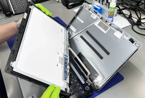 Macbook Orijinal Ekran - MacAnakart